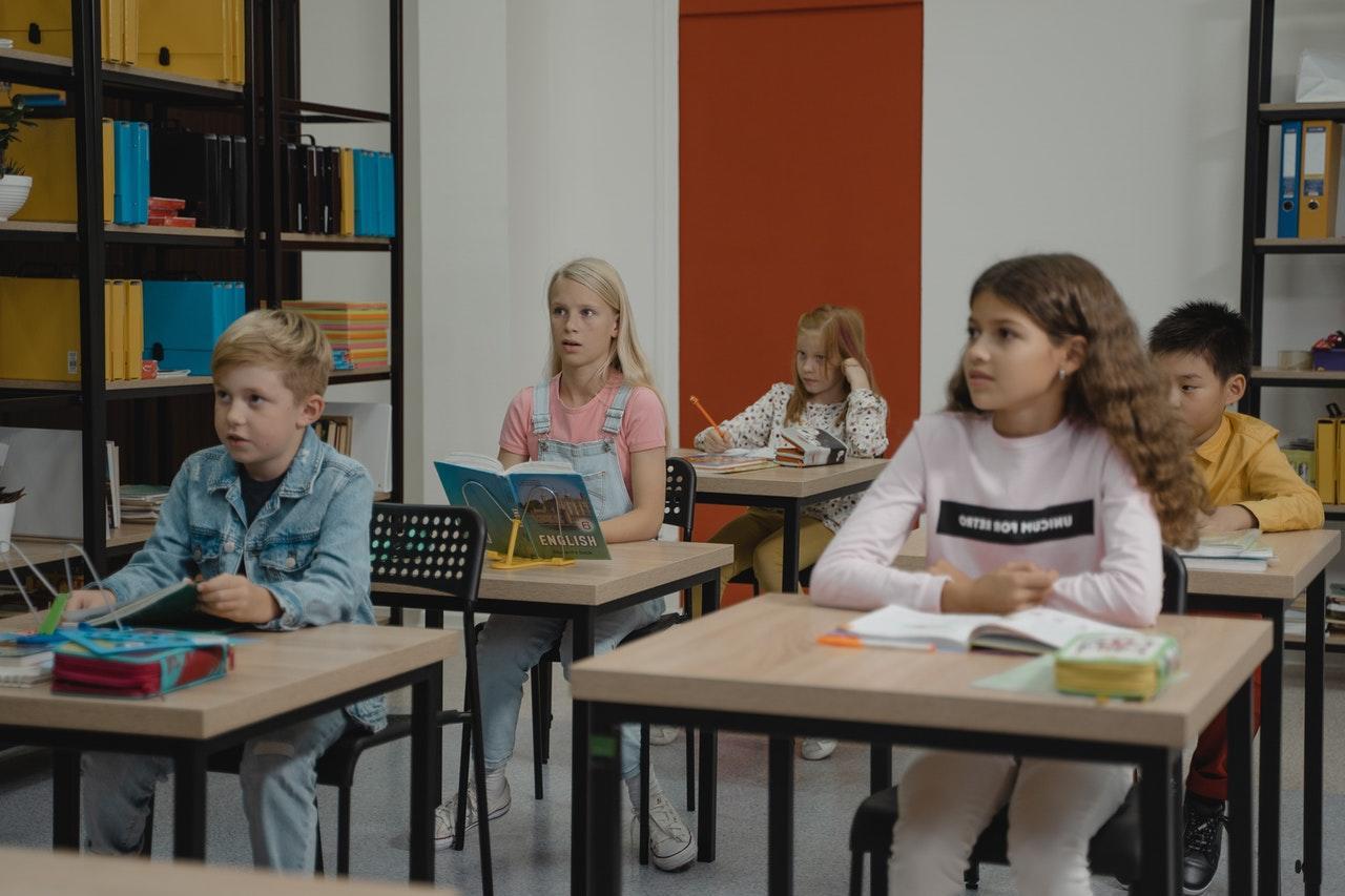 Italiaanse Les voor Kinderen op Verschillende Manieren